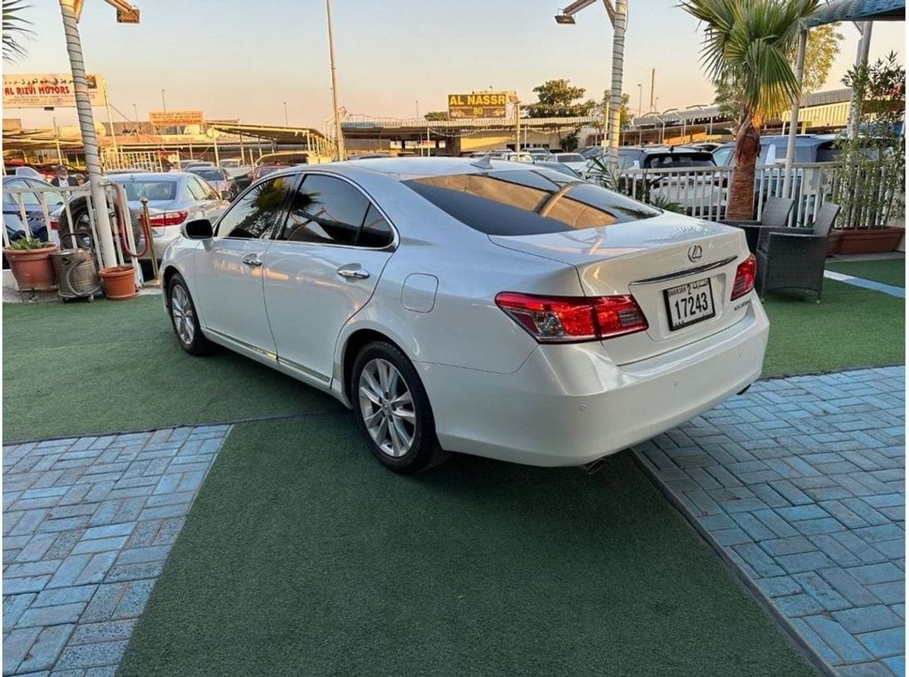 Used Lexus ES350 Platinum 3.5L 2012 for sale in Dubai - 824025