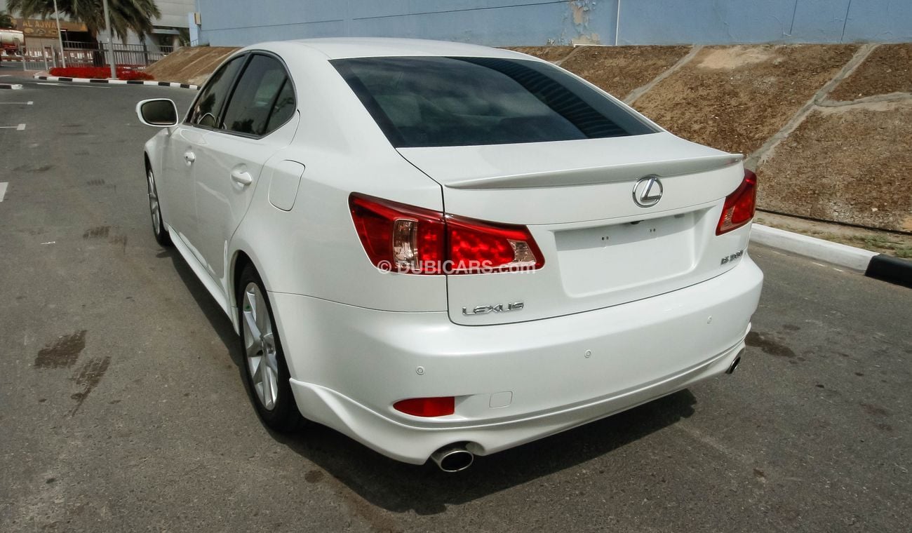 Used Lexus IS300 2013 for sale in Dubai - 55972