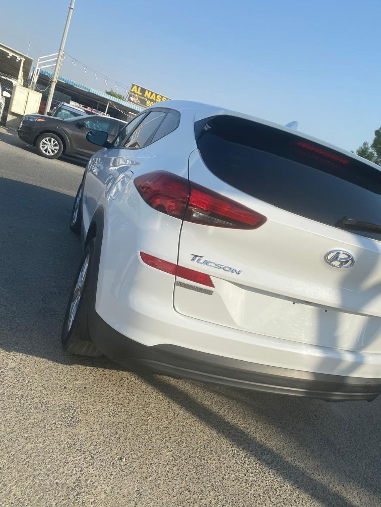 Used 2.0L Hyundai Tucson 2020 with a 2.0 4wd engine, a lane sensor, an ...