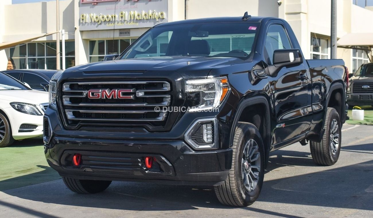 Used GMC Sierra AT4 2020 for sale in Sharjah - 681067