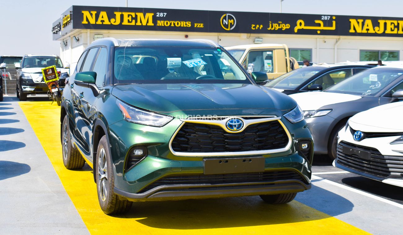 New Toyota Highlander Hybrid 2.5 L 2023 for sale in Dubai - 614992