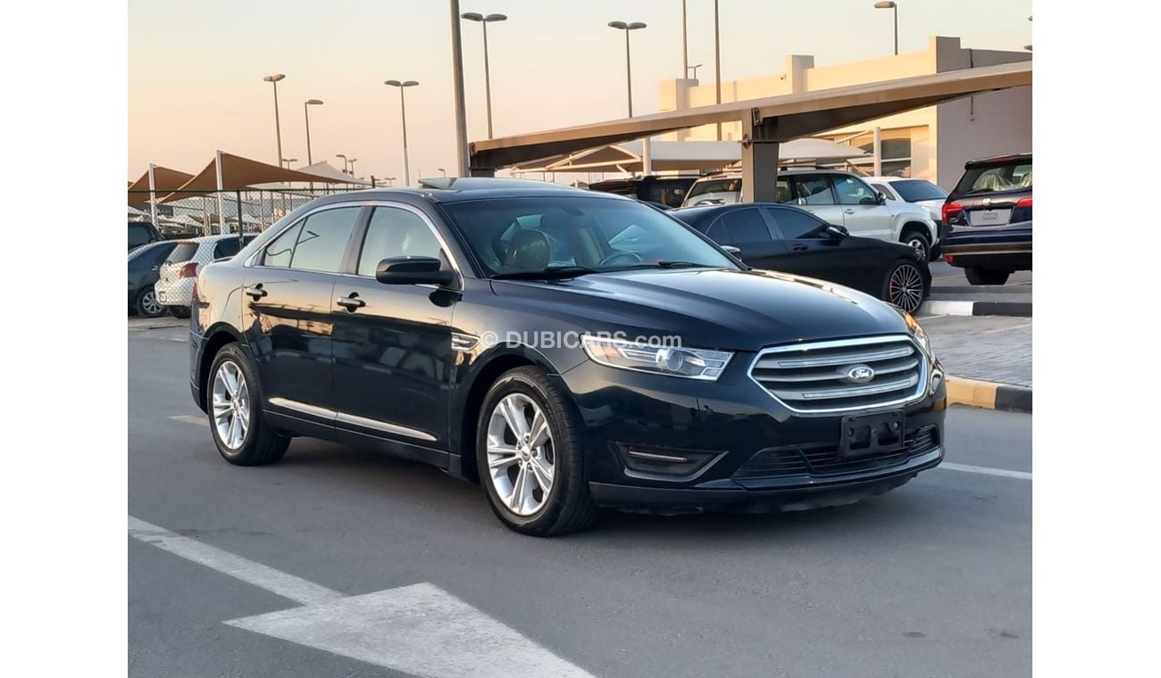Used Ford Taurus SEL 2015 for sale in Dubai - 696578