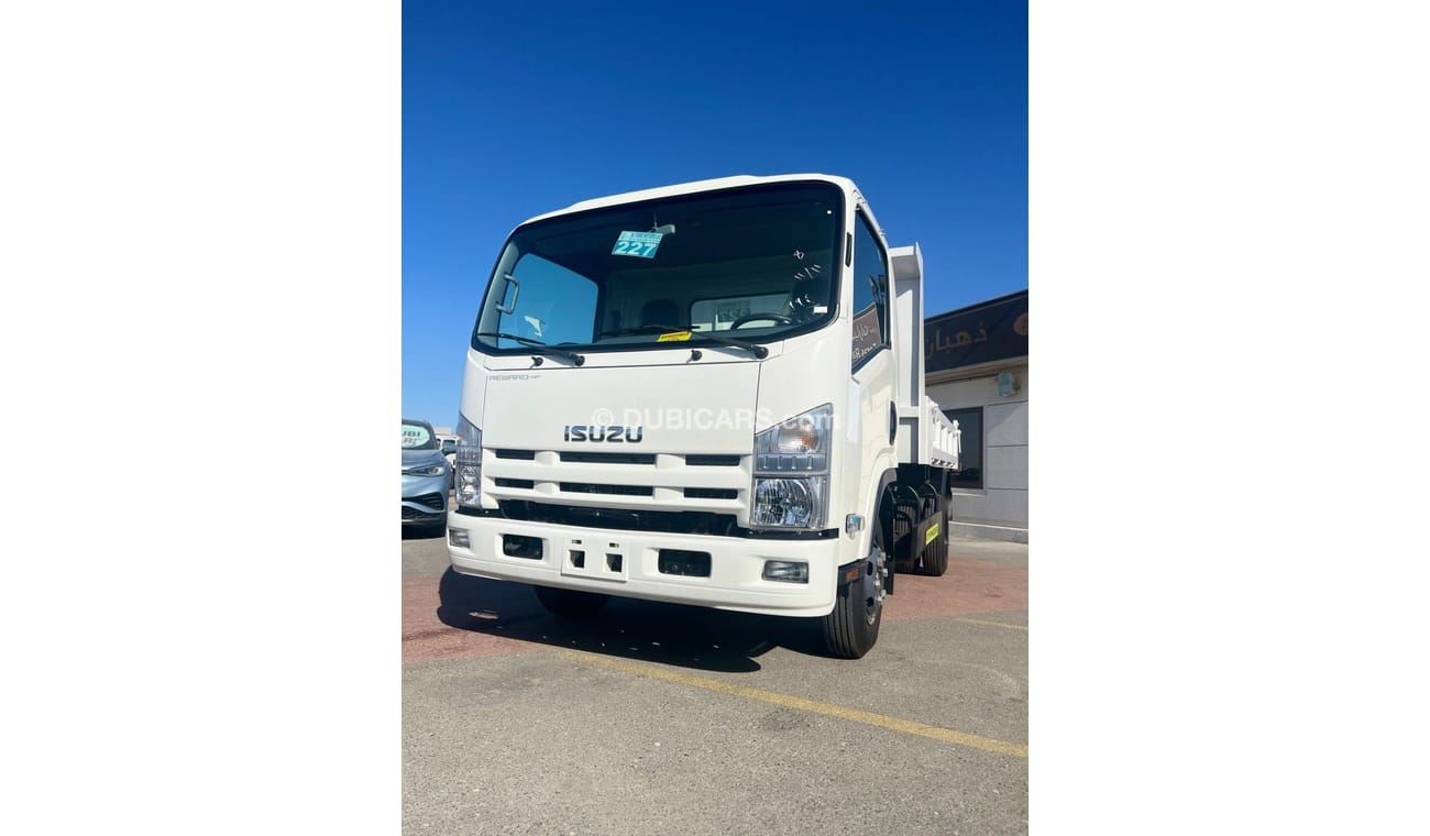New Isuzu Npr Dumper, Model 2022 2022 for sale in Dubai - 644471