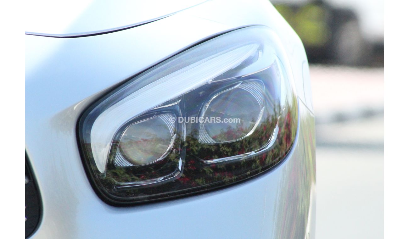 Used Mercedes-Benz SL 500 2017 model 2017 for sale in Dubai - 220455
