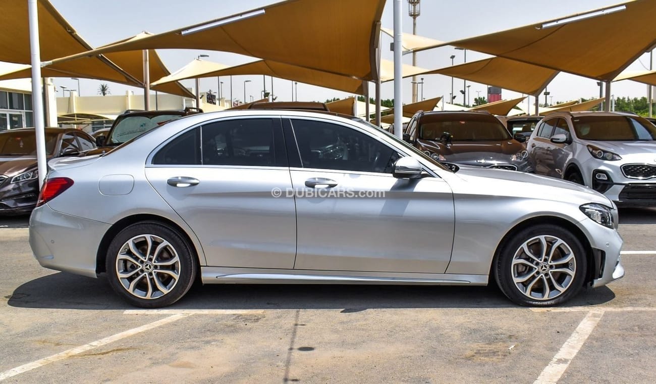 Used Mercedes-Benz C 300 4 Matic 2017 for sale in Dubai - 650373