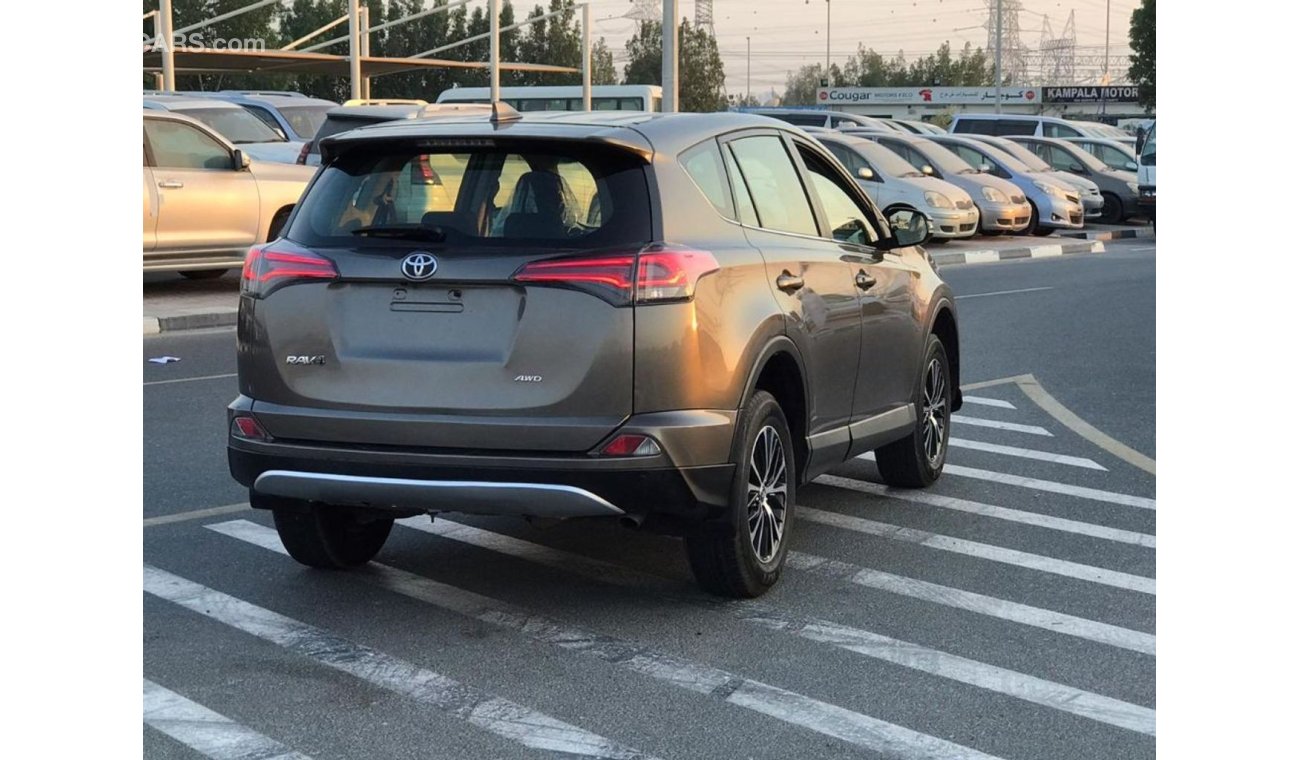 Used Toyota RAV4 Toyota Rav 4 Petrol Engine 2016 model golden color ...
