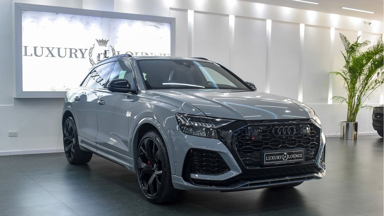 Used Audi RS Q8 2022 for sale in Dubai - 773140