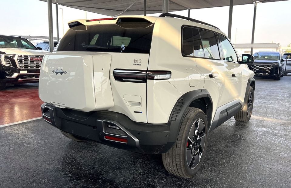 New BYD Leopard Titanium 3 Titanium 3 4x4 2025 (EXPORT ONLY) 2025 for ...