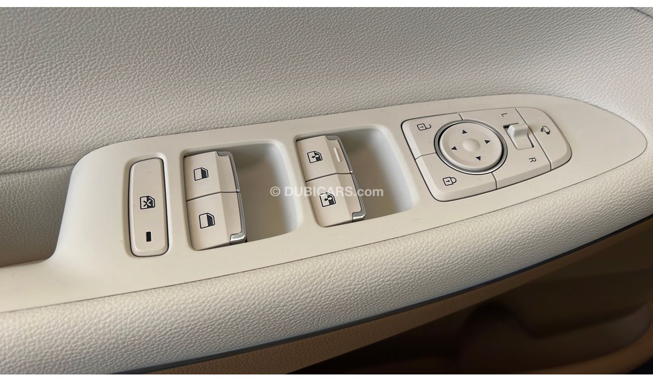 Used Hyundai Azera 3500 2021 for sale in Dubai - 566957