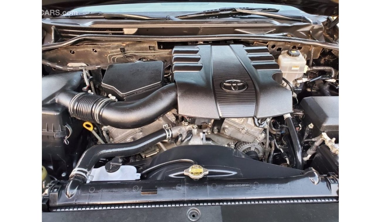 Used Toyota Land Cruiser GXR Toyota Landcruiser LHD petrol engine v6 ...
