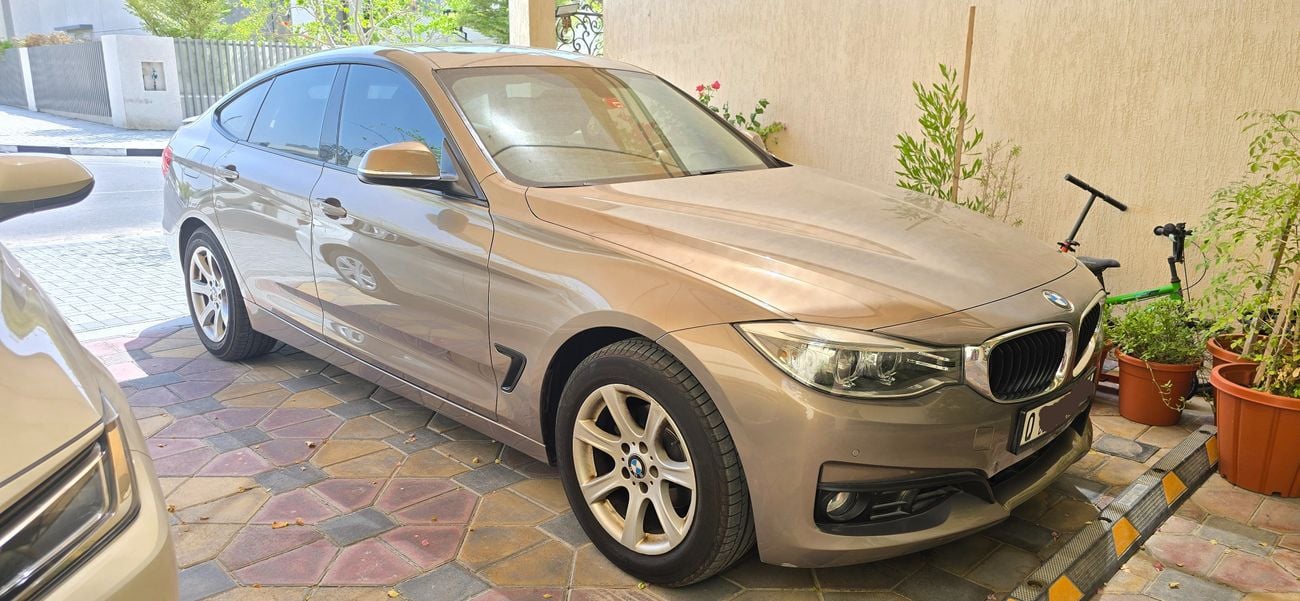 Used BMW 320i 320i GT 2015 for sale in Dubai - 896622
