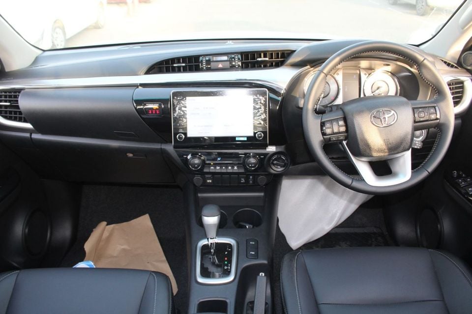 New Toyota Hilux RHD 2.8L diesel engine white colour 2025 for sale in ...