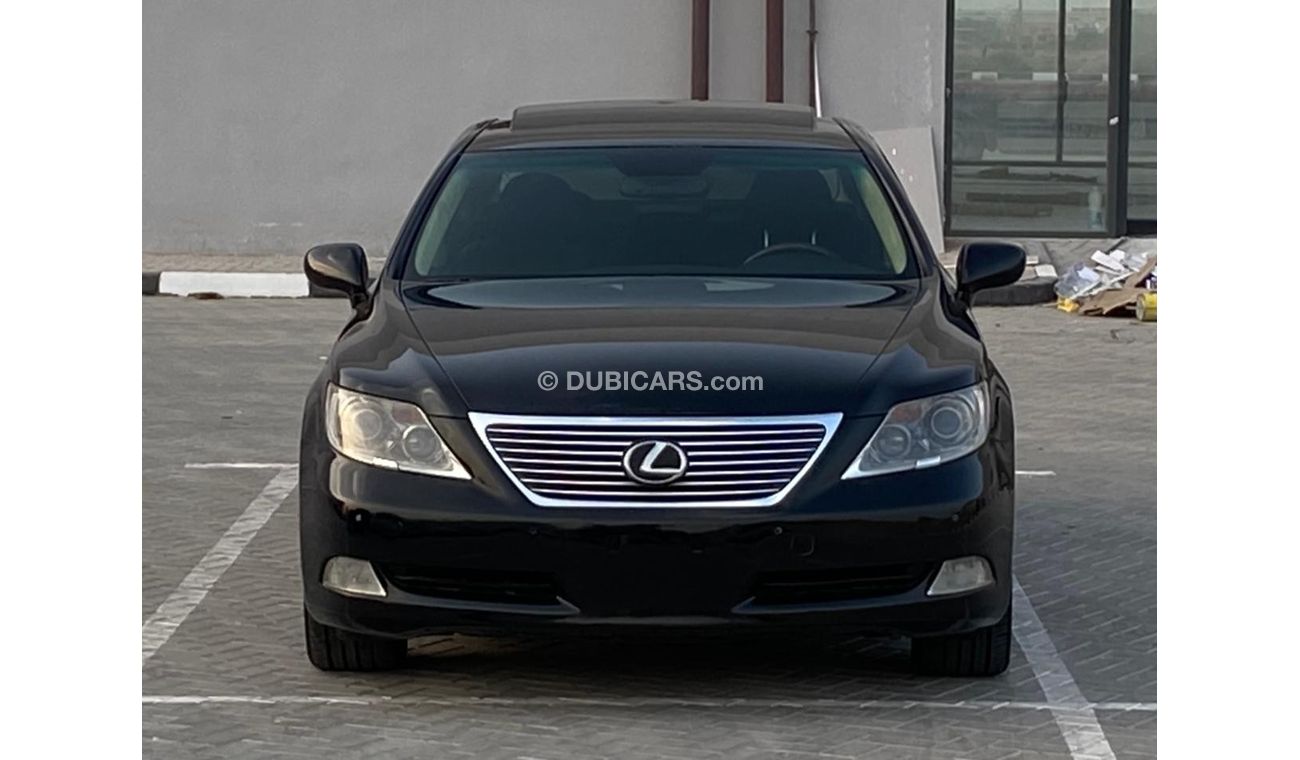 Used Lexus LS460 2007 for sale in Dubai - 539040