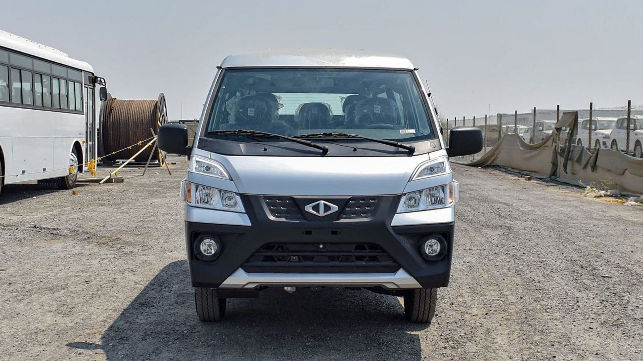 New CMC D 260 CMC D260 || Window Van || 8 seater || 2.4L 2WD || 2025 ...