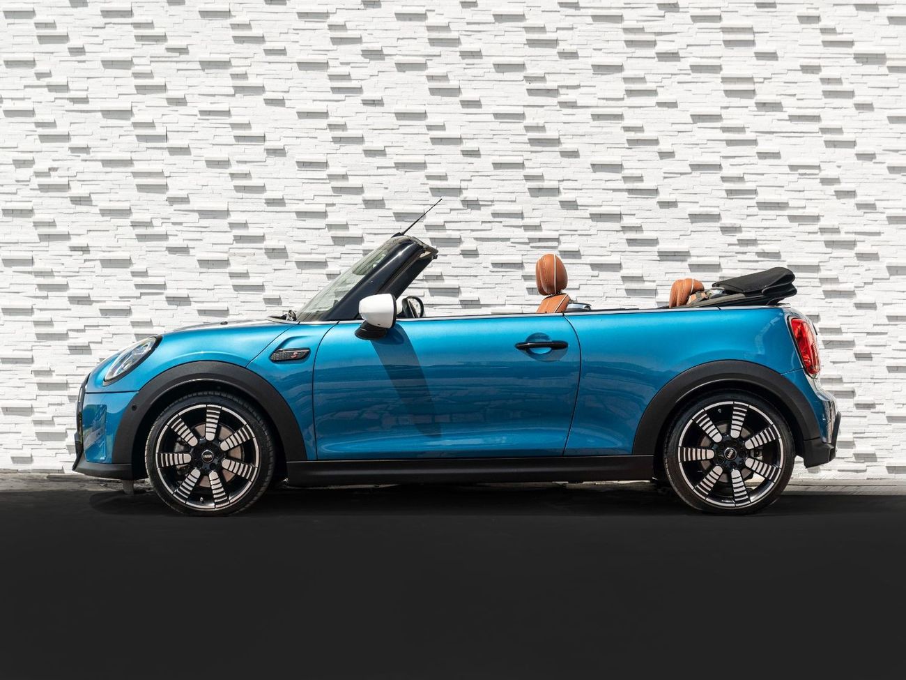 Used Mini Cooper S Cabrio AED 1,808 PM • COOPER S CONVERTIBLE • MULTI ...