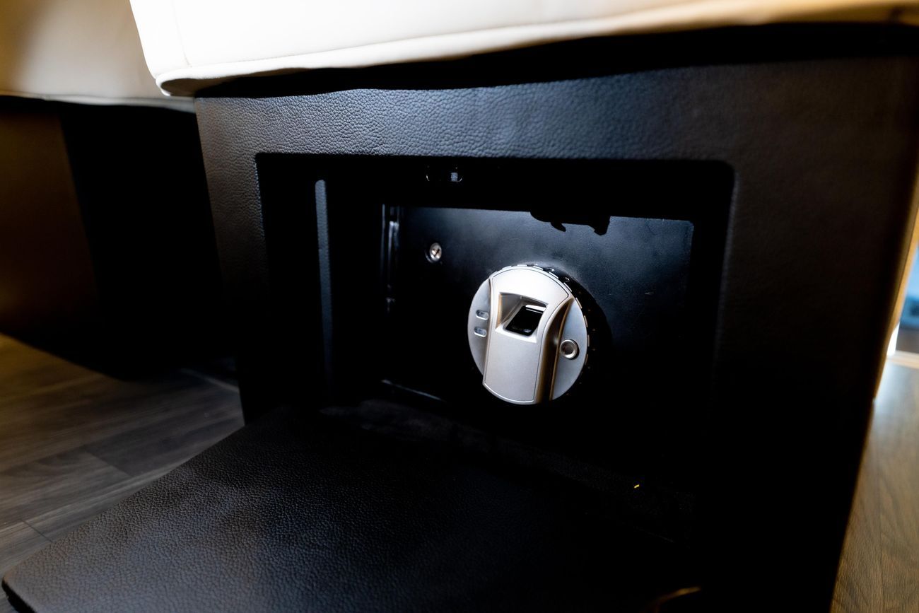 New Mercedes-Benz Sprinter 2024 VIP MERCEDES SPRINTER with Extra AC - 2 ...