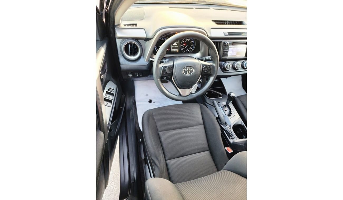 Used TOYOTA RAV4 AWD 2017 for sale in Dubai - 790846
