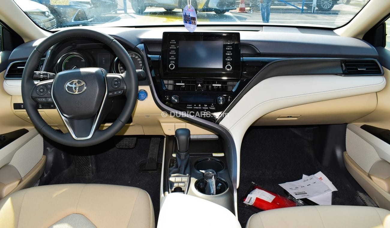 New Toyota Camry GLE Hybrid 2.5L 2023 2023 for sale in Dubai - 566853