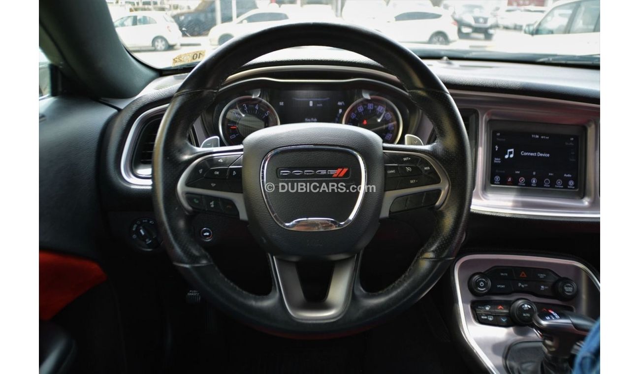 Used Dodge Challenger R/T CHALLENGER 2019 for sale in Dubai - 637345