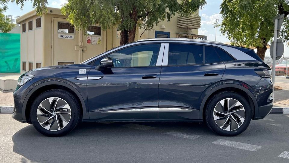 New Volkswagen ID.4 Crooz Pure Plus 2022- Open Panorama - 20 Wheels ...