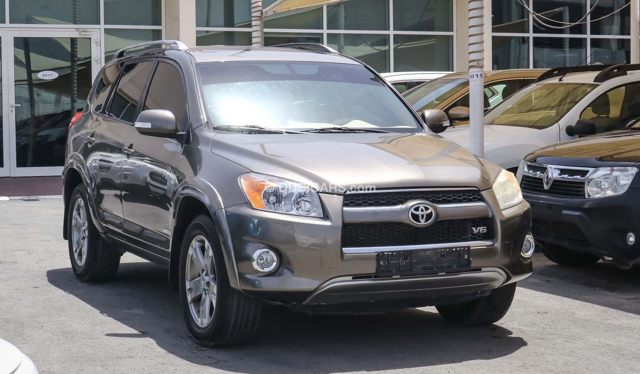 Used Toyota RAV 4 Limited 2012 for sale in Sharjah - 352038