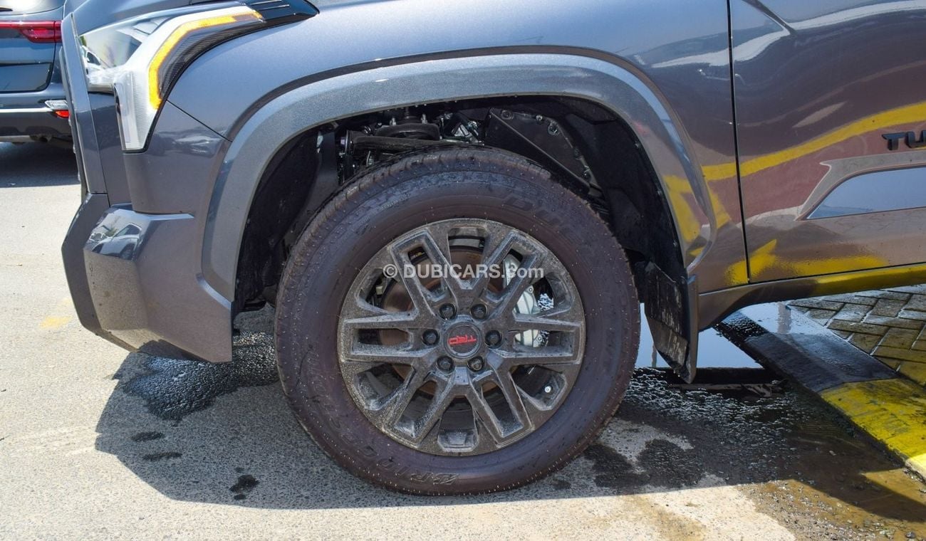 New Toyota Tundra SR5 TRD 3.5L V6 2023 for sale in Dubai - 629227
