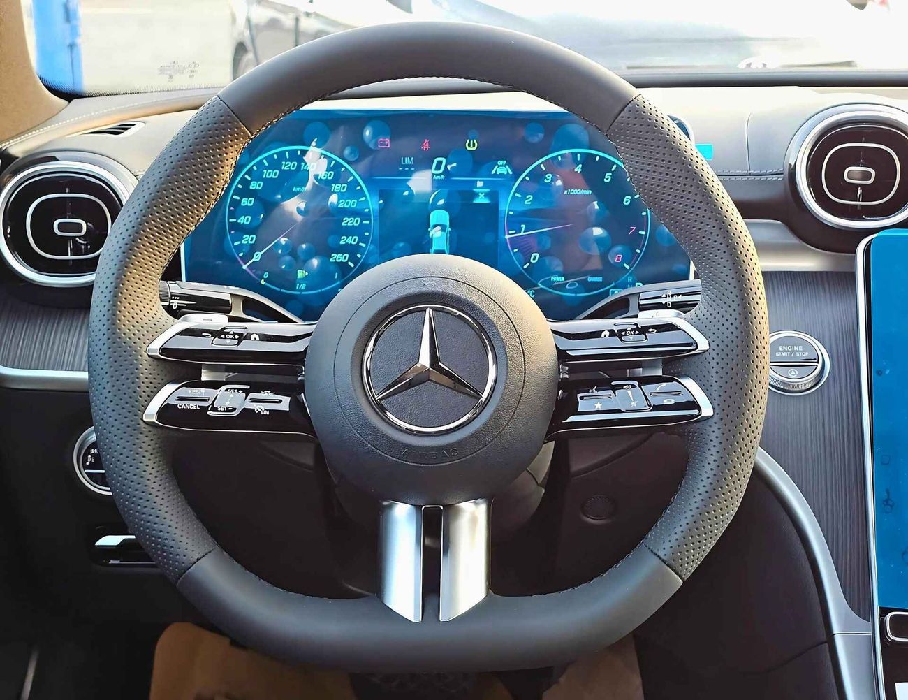 New Mercedes-Benz C200 | 1.5L | TURBO SPORT EDITION | 360* CAMERA | LEATHER SEATS | FULL OPTION ...