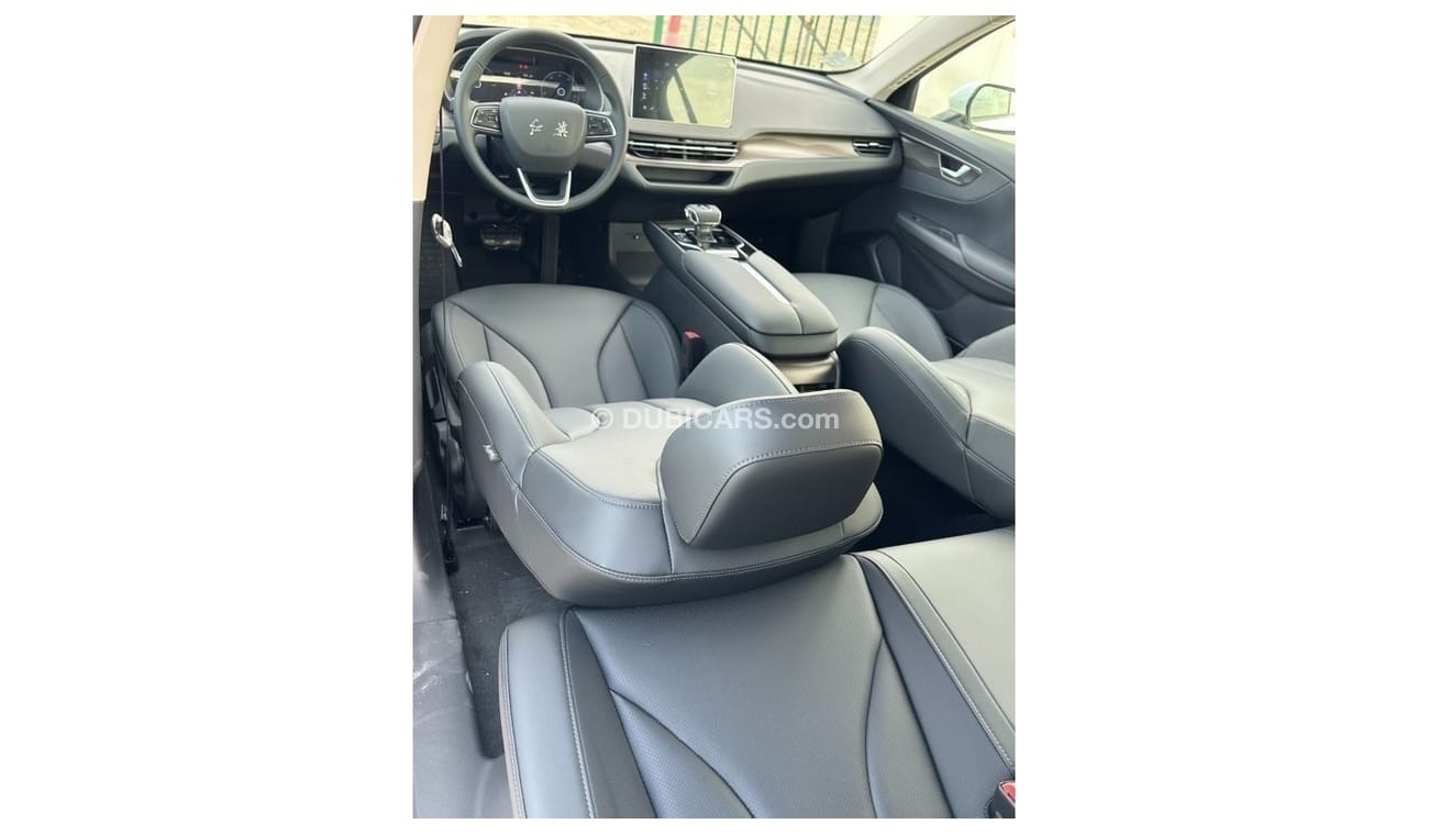 New HONGQI EQM5 HONGQI E-QM5 LUXURY 2024 for sale in Dubai - 716204