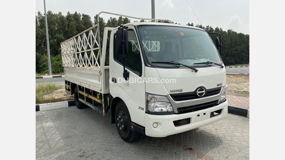 Used Mitsubishi Canter 3 ton pickup 2017 Ref# 148 2017 for sale in ...