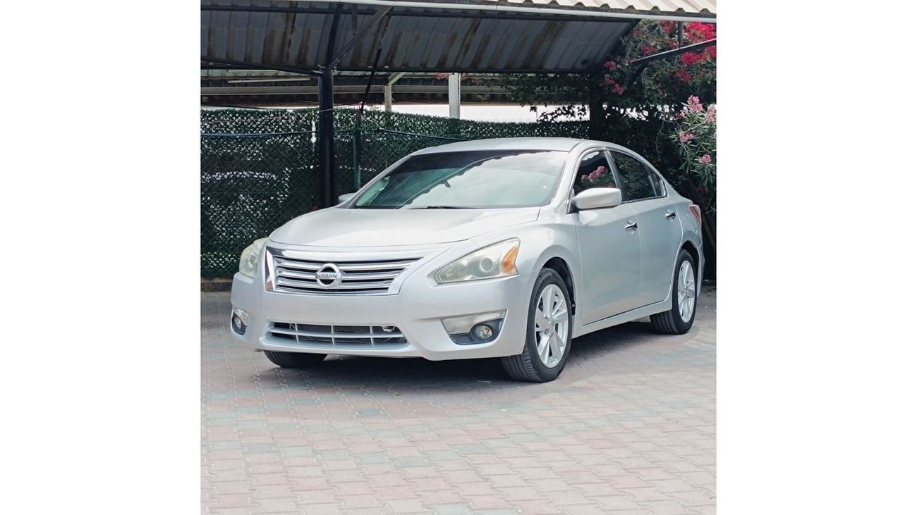 Used Nissan Altima SV 2014 for sale in Dubai - 730166