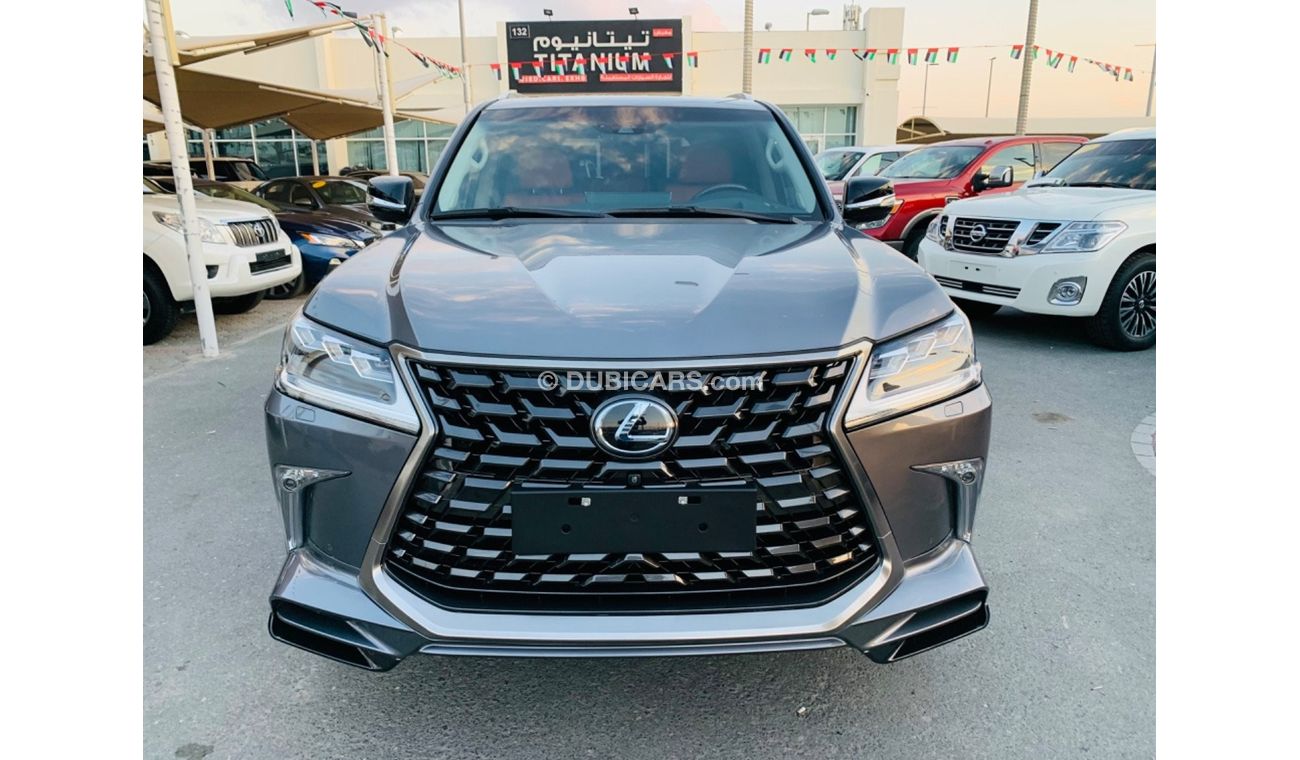 Used Lexus LX570 2016 for sale in Sharjah - 695821
