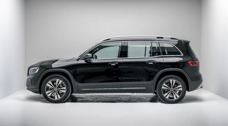 New Mercedes-Benz GLB 200 Fashion 1.3L - Black Inside Brown 2025 for ...