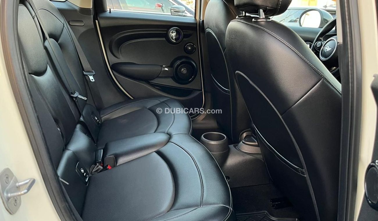 Used Mini Cooper Cooper Hardtop, 4dr, 1.5 Twin Power turbo, V3 full ...