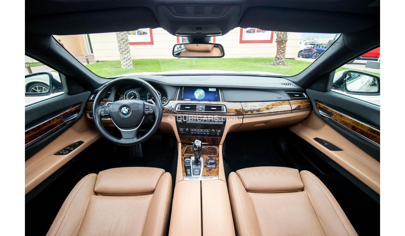 Used BMW 750Li F02 2014 for sale in Dubai - 550156