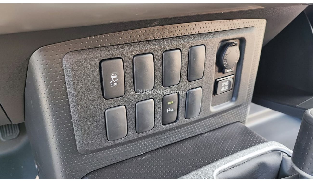 New TOYOTA FJ CRUISER 4.0L 2023 for sale in Dubai - 586760