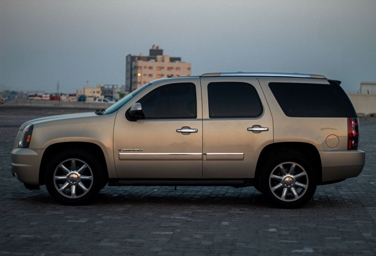 Used GMC Yukon 2009 for sale in Dubai - 555977