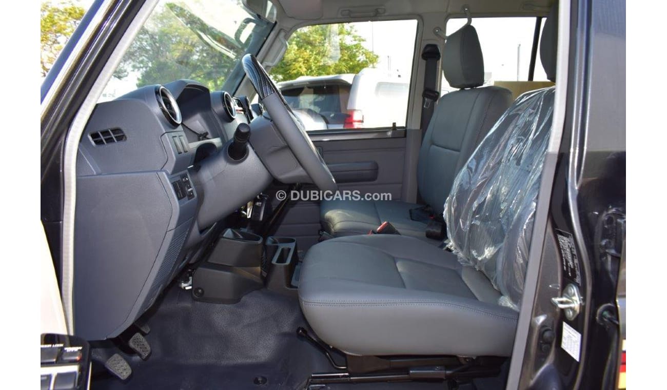New Toyota Land Cruiser Pick Up Double Cab V8 4.5L MT with Differential Lock, Electrical winch ...