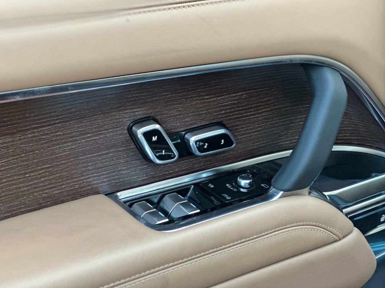 New Land Rover Range Rover Brand NEW RR Autobiography V8 P530 SWB ...