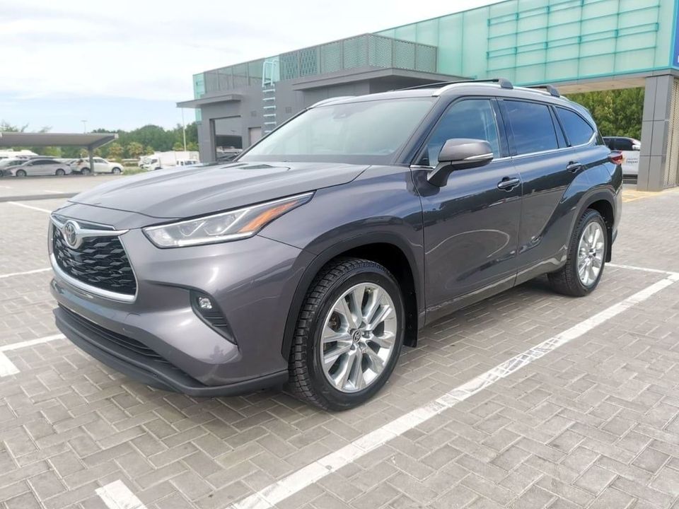 Used Toyota Highlander Limited - 2022- Grey 2022 for sale in Sharjah ...