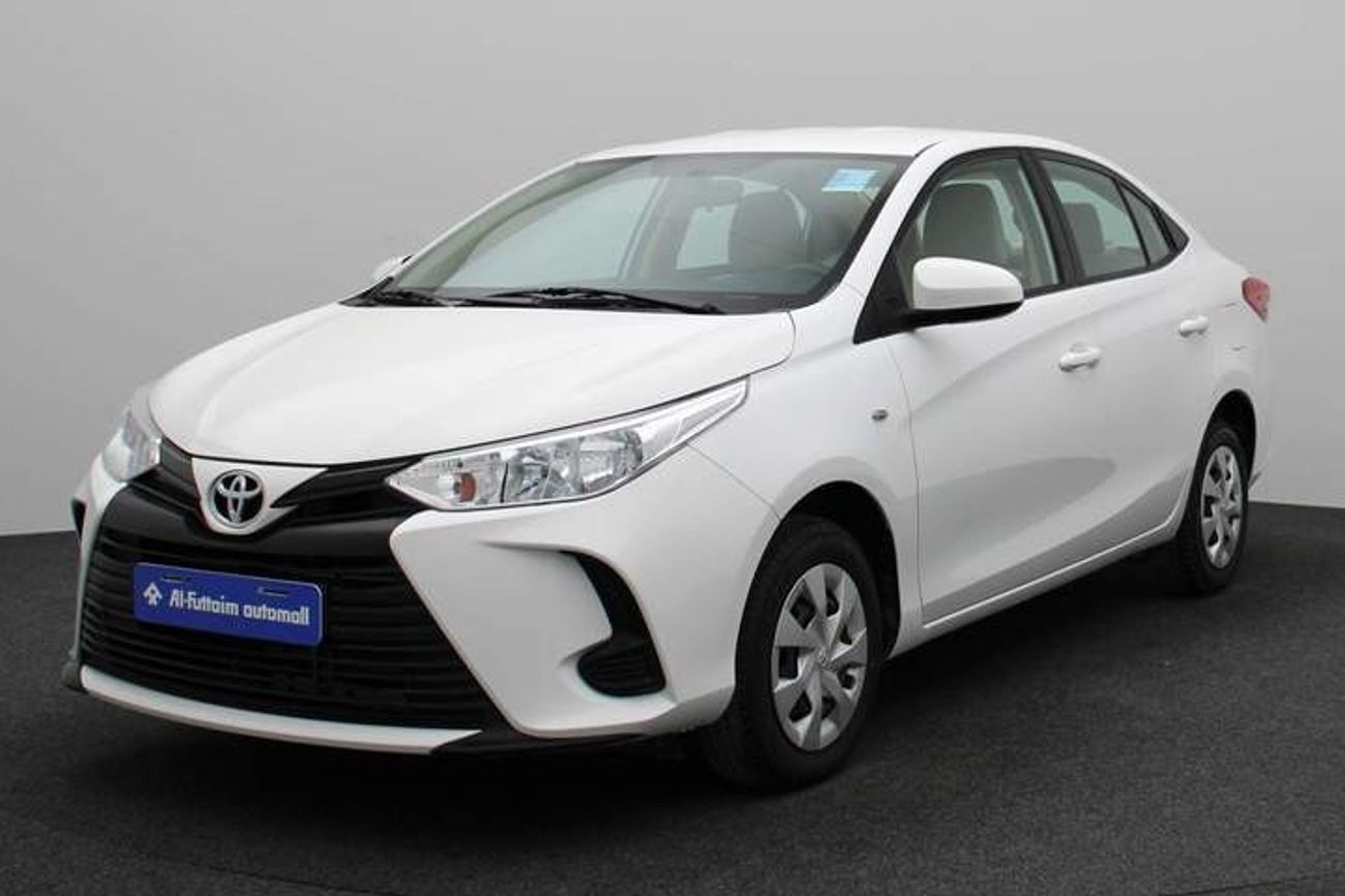 Used Toyota Yaris E 1.5 2021 for sale in Dubai - 604403