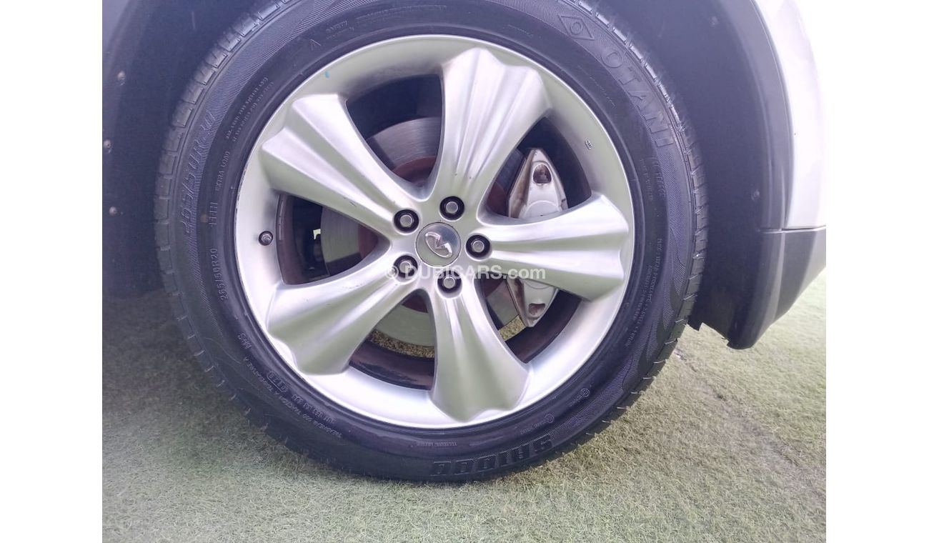 Used Infiniti FX35 khalijaa mudil 2009 fathat jild mithabat sureat ...