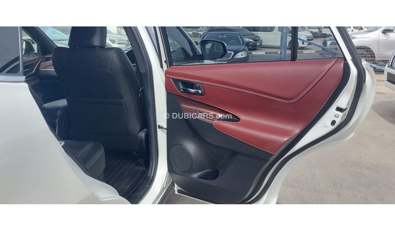 Used Toyota Harrier 2.0CC, Petrol, Parking Sensors, Leather seats ...