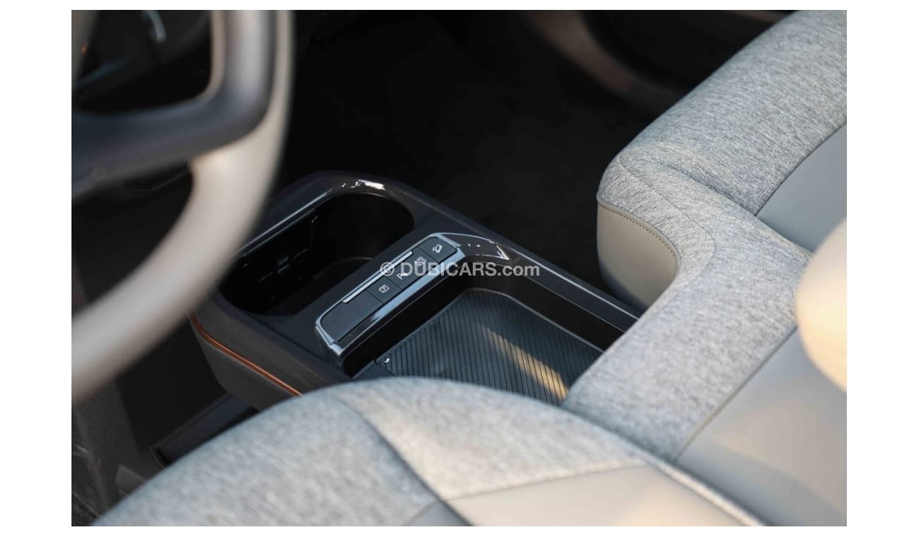 New 2024 KIA EV5 AIR 530 - White inside Grey Black | Export Only 2024 ...