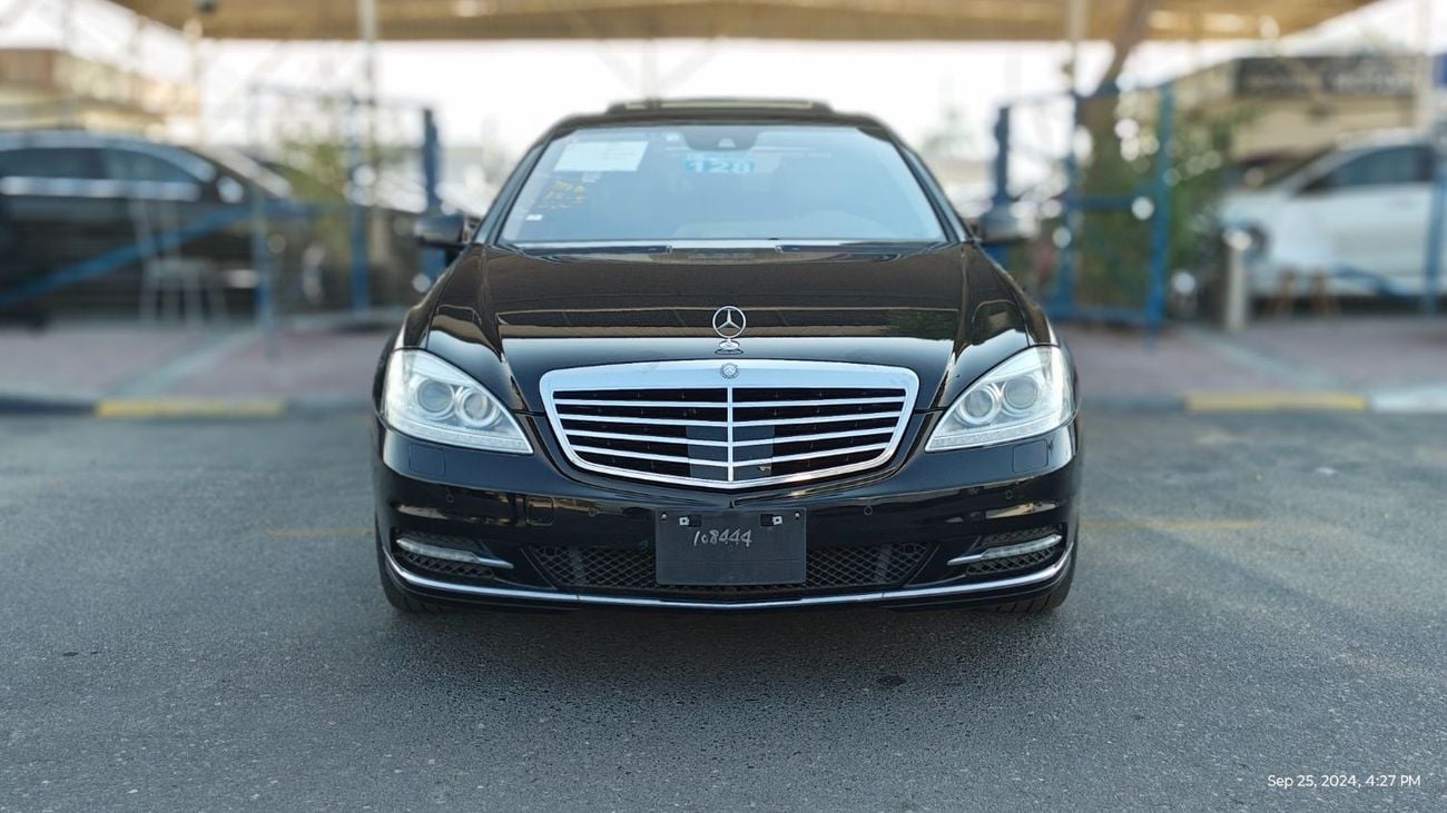 Used Mercedes-Benz S 550 2012 for sale in Dubai - 785165