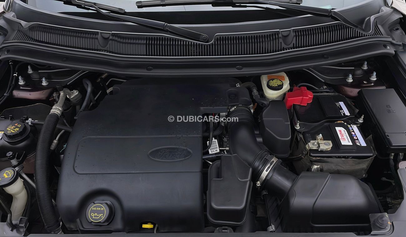 Used Ford Explorer XLT 3500 2016 for sale in Dubai - 484693