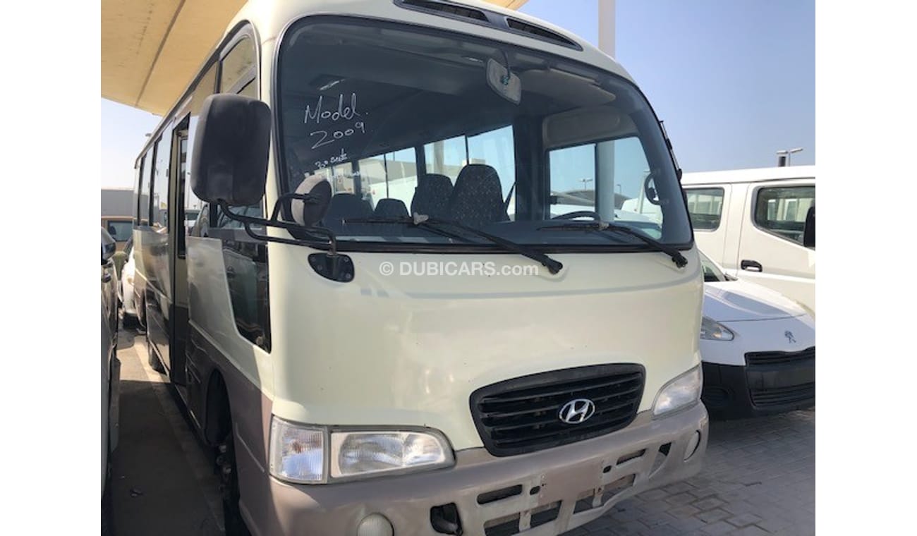 Used Hyundai County 2009 for sale in Sharjah - 209240
