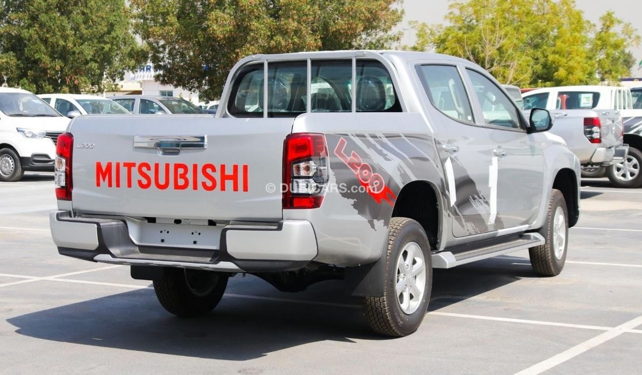New Mitsubishi L200 2.4L Diesel Manual GCC Silver 2023 for sale in Dubai - 692037