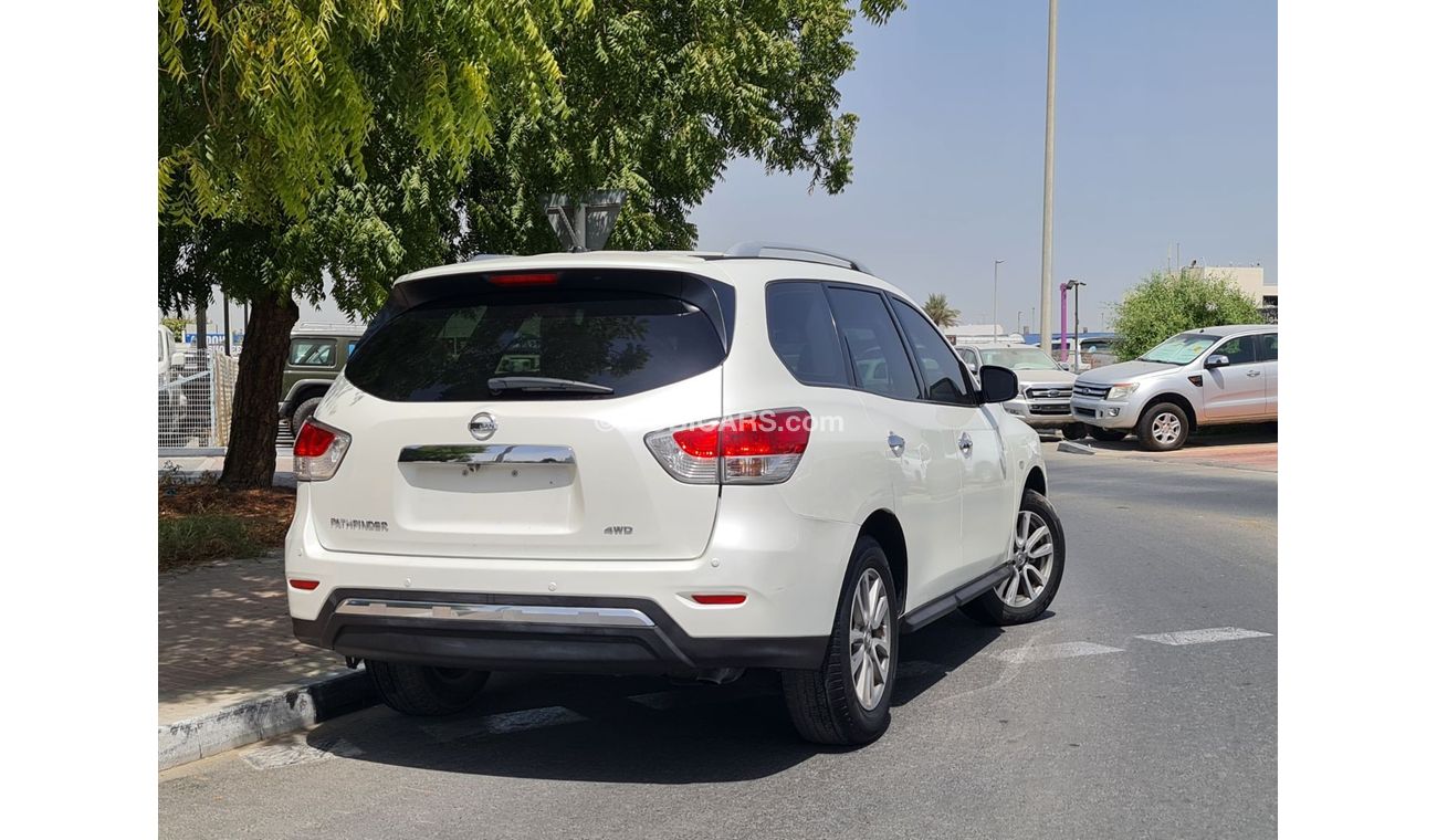 Used Nissan Pathfinder S 4WD 2015 GCC Perfect Condition 2015 for sale ...