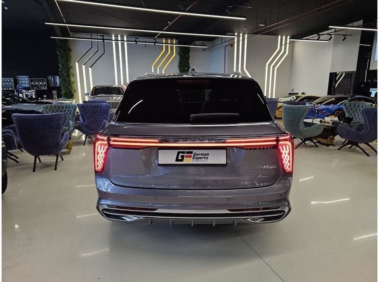 New HONGQI EHS9 HONGQI /EHS9 FULLY LOADED /LONG RANGE /6 SEATERS 2023 for sale in Dubai - 805592