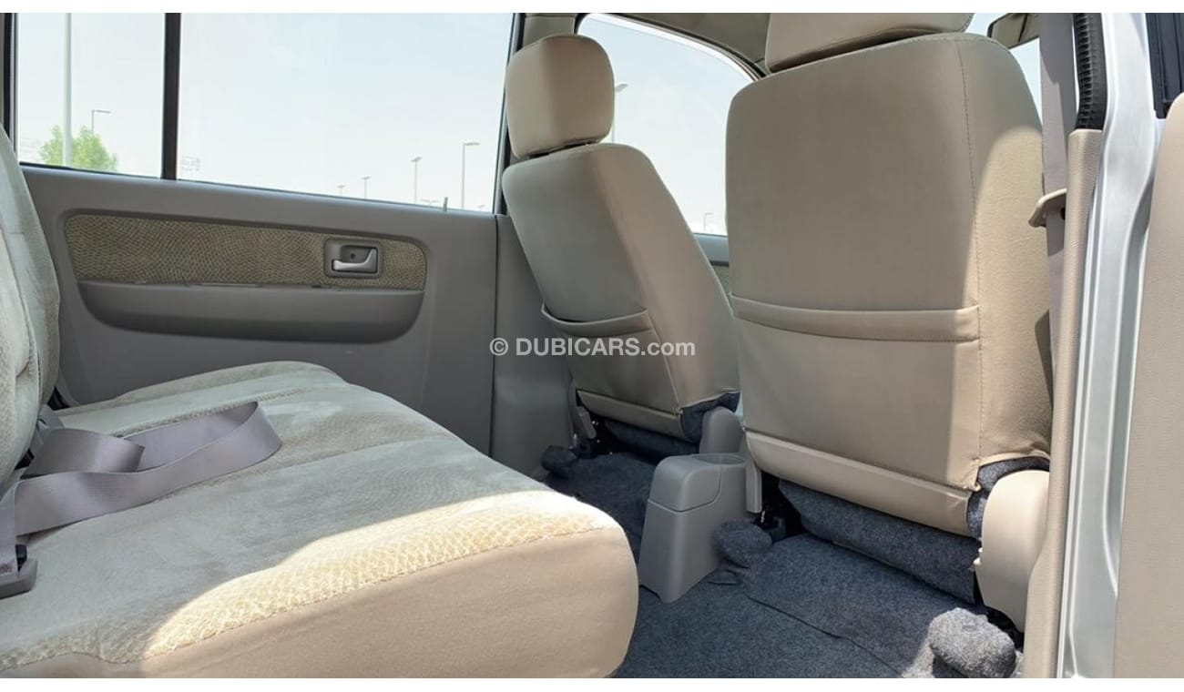 Used Suzuki APV 2016 8 seats Ref# 461 2016 for sale in Sharjah - 449840